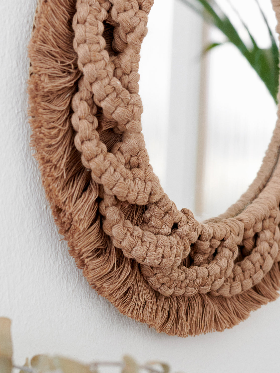 Patrón gratuito para decorar tu espejo con macramé - Decora con macramé ...